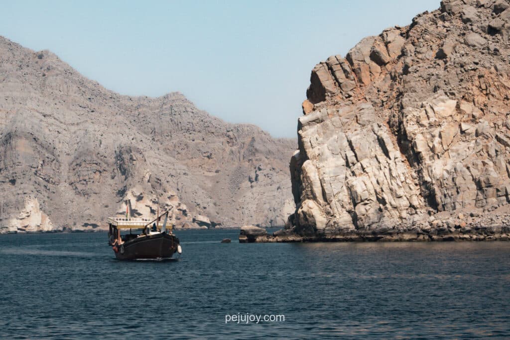 Musandam Boat Cruise: Ultimate Travel Guide - Peju Joy